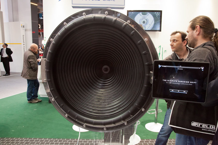 ATK Audiotek dévoile ses subwoofers M-Force “inside” | SoundLightUp ...